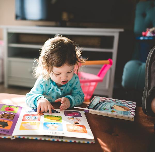 Literacy in early childhood – Picture books and…? - Bilingualism Matters